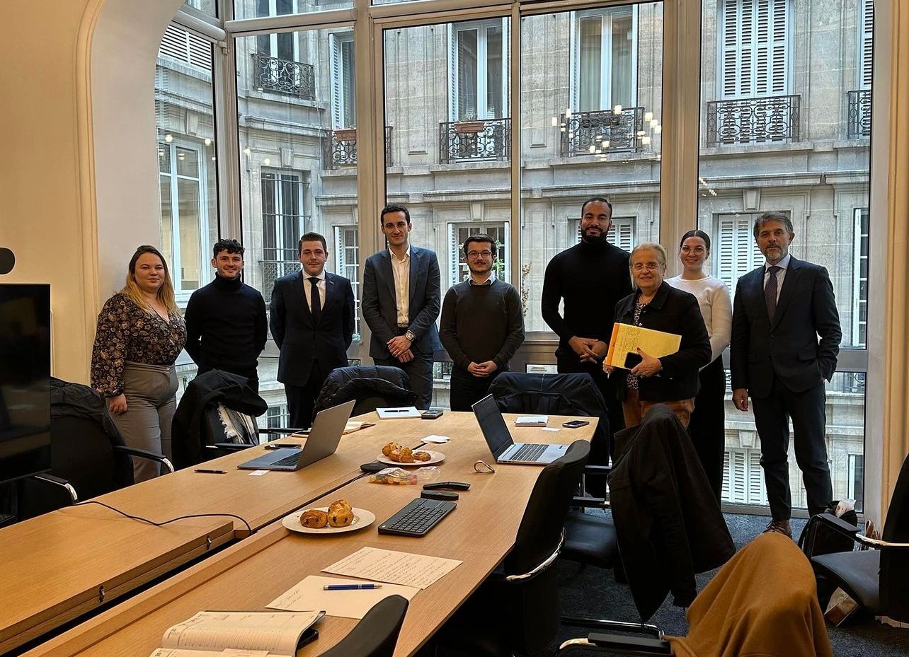 Réunion de l'équipe de rédaction du Plumeau - INFN - Institut national ...